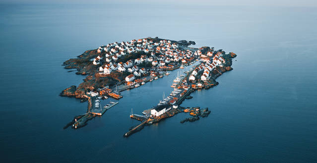 Amazing Islands in Western Sweden – Fubiz Media