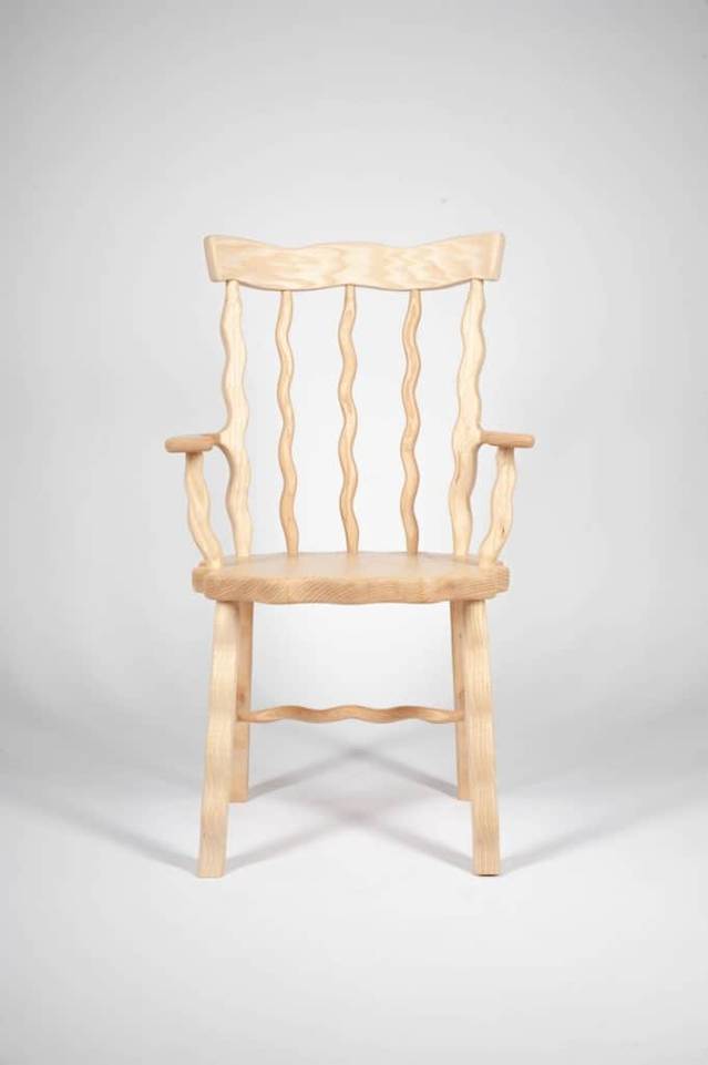 A Fascinating Wavy Chair – Fubiz Media